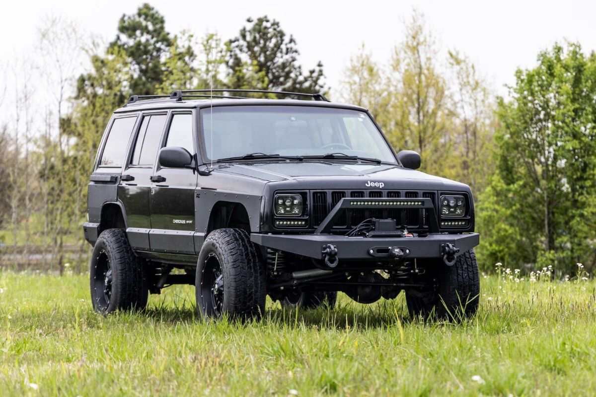 Quarter Panel Armor - Rear - Jeep Cherokee XJ 2WD/4WD (1997-2001 ...
